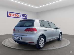 Pelēks Volkswagen Golf 2011 Kauņa, ar dzinēja tilpumu 1.20 L un nobraukumu 252 tūkst. km par 4999 €, foto 6 vietnē AUTOMOTO.COM.LV