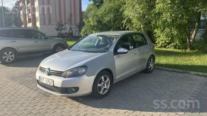 Grey Volkswagen Golf 2011 in Ogre, with an engine capacity of 1.60 L and mileage of 255 thousand km for 1300 €, photo 3 on AUTOMOTO.COM.LV