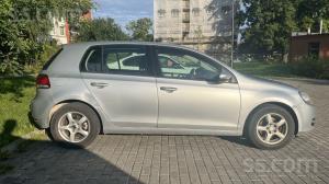 Grey Volkswagen Golf 2011 in Ogre, with an engine capacity of 1.60 L and mileage of 255 thousand km for 1300 €, photo 7 on AUTOMOTO.COM.LV