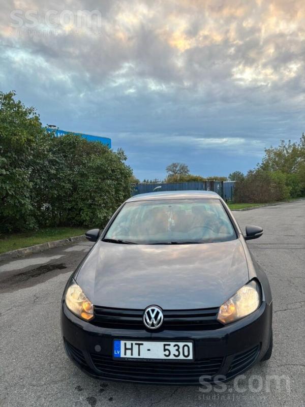 Pelēks Volkswagen Golf 2011 Rīga, ar dzinēja tilpumu 1.60 L un nobraukumu 0 tūkst. km par 1500 €, foto 5 vietnē AUTOMOTO.COM.LV
