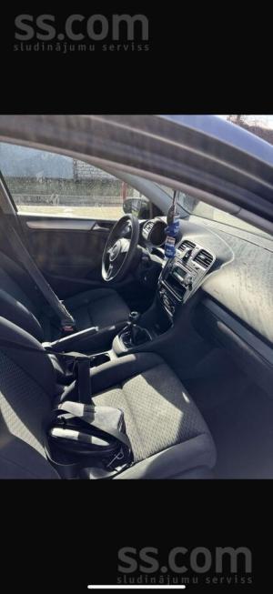 Pelēks Volkswagen Golf 2011 Rīga, ar dzinēja tilpumu 1.60 L un nobraukumu 0 tūkst. km par 1500 €, foto 8 vietnē AUTOMOTO.COM.LV