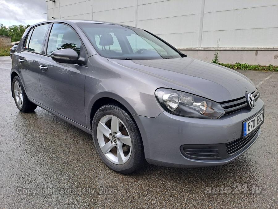 Pelēks Volkswagen Golf 2011 Paide, ar dzinēja tilpumu 1.60 L un nobraukumu 282 tūkst. km par 4990 €, foto 1 vietnē AUTOMOTO.COM.LV