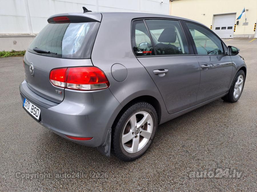 Pelēks Volkswagen Golf 2011 Paide, ar dzinēja tilpumu 1.60 L un nobraukumu 282 tūkst. km par 4990 €, foto 4 vietnē AUTOMOTO.COM.LV