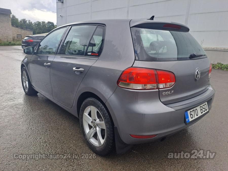 Pelēks Volkswagen Golf 2011 Paide, ar dzinēja tilpumu 1.60 L un nobraukumu 282 tūkst. km par 4990 €, foto 5 vietnē AUTOMOTO.COM.LV