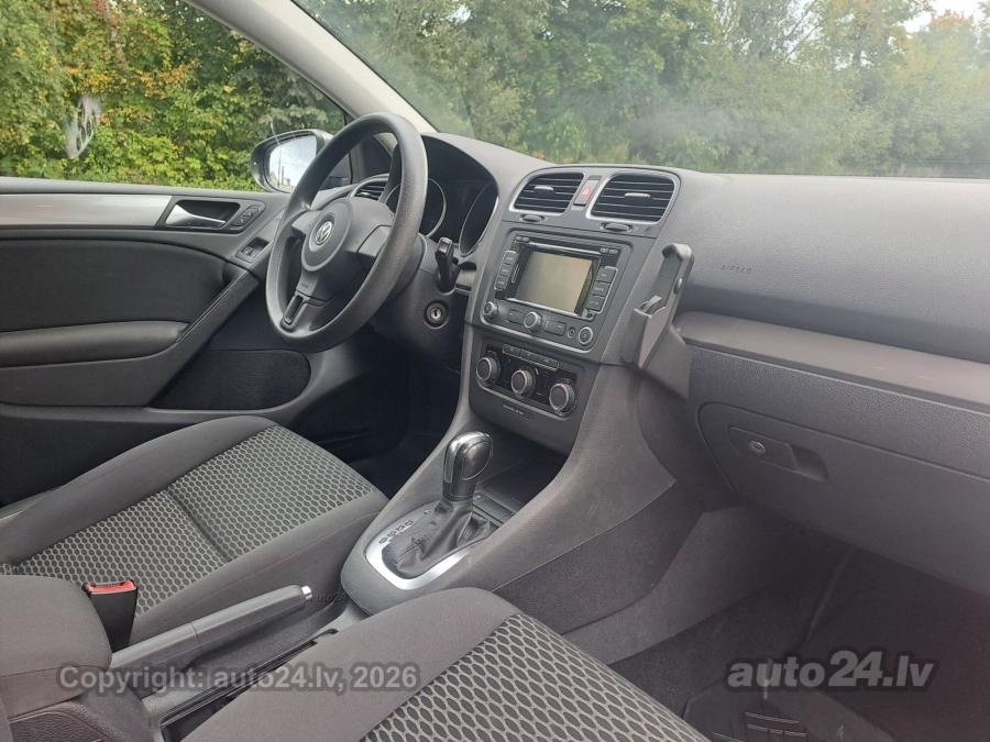 Pelēks Volkswagen Golf 2011 Paide, ar dzinēja tilpumu 1.60 L un nobraukumu 282 tūkst. km par 4990 €, foto 11 vietnē AUTOMOTO.COM.LV