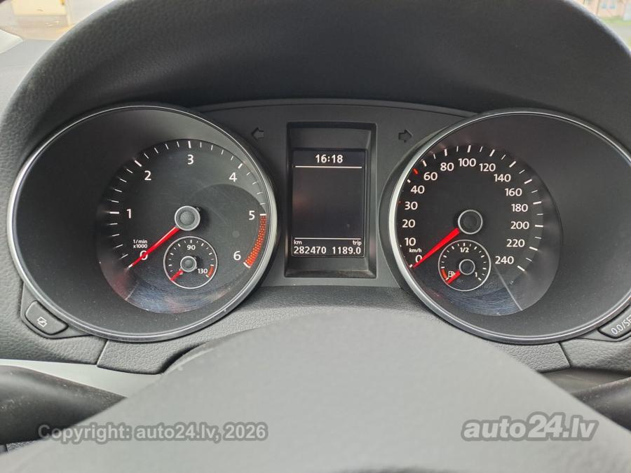 Pelēks Volkswagen Golf 2011 Paide, ar dzinēja tilpumu 1.60 L un nobraukumu 282 tūkst. km par 4990 €, foto 17 vietnē AUTOMOTO.COM.LV