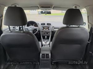 Pelēks Volkswagen Golf 2011 Paide, ar dzinēja tilpumu 1.60 L un nobraukumu 282 tūkst. km par 4990 €, foto 20 vietnē AUTOMOTO.COM.LV