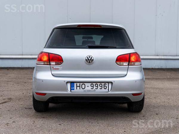 Volkswagen Golf 2011 Jelgava vietnē Pelēks Volkswagen Golf 2011 Jelgava, ar dzinēja tilpumu 1.60 L un nobraukumu 339 tūkst. km par 4000 €, foto 6 vietnē AUTOMOTO.COM.LV