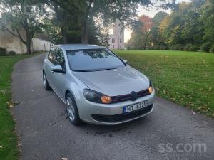 Grey Volkswagen Golf 2011 in Dobele, with an engine capacity of 1.60 L and mileage of 217 thousand km for 2250 €, photo  on AUTOMOTO.COM.LV