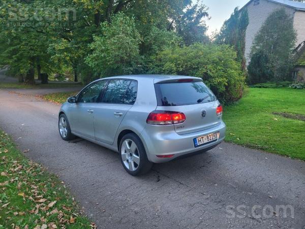 Pelēks Volkswagen Golf 2011 Dobele, ar dzinēja tilpumu 1.60 L un nobraukumu 217 tūkst. km par 2250 €, foto 4 vietnē AUTOMOTO.COM.LV