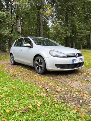 Pelēks Volkswagen Golf 2011 Ventspils, ar dzinēja tilpumu 1.60 L un nobraukumu 333 tūkst. km par 1000 €, foto 1 vietnē AUTOMOTO.COM.LV