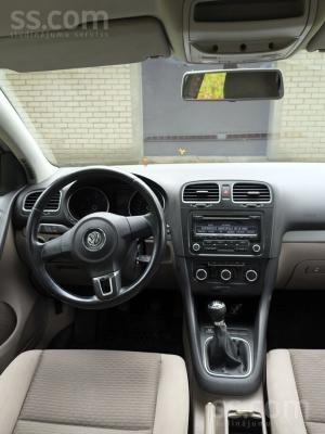 Pelēks Volkswagen Golf 2011 Ventspils, ar dzinēja tilpumu 1.60 L un nobraukumu 333 tūkst. km par 1000 €, foto 6 vietnē AUTOMOTO.COM.LV