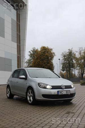 Pelēks Volkswagen Golf 2011 Tukums, ar dzinēja tilpumu 1.60 L un nobraukumu 340 tūkst. km par 3500 €, foto 3 vietnē AUTOMOTO.COM.LV