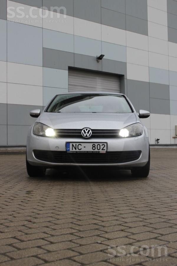 Volkswagen Golf 2011 Tukums vietnē Pelēks Volkswagen Golf 2011 Tukums, ar dzinēja tilpumu 1.60 L un nobraukumu 340 tūkst. km par 3500 €, foto 4 vietnē AUTOMOTO.COM.LV