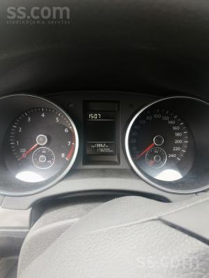 Pelēks Volkswagen Golf 2011 Ogre, ar dzinēja tilpumu 1.20 L un nobraukumu 179 tūkst. km par 4500 €, foto 4 vietnē AUTOMOTO.COM.LV
