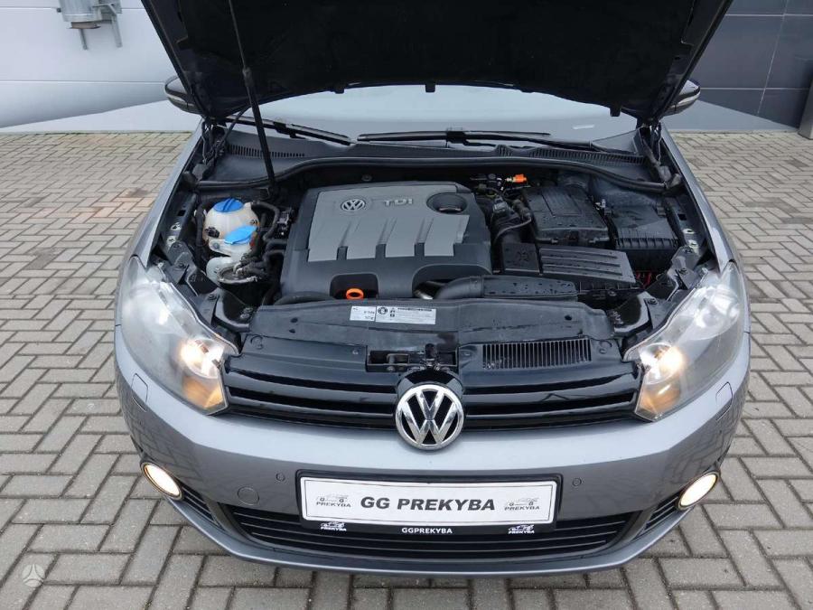 Grey Volkswagen Golf 2012 in Kaunas, with an engine capacity of 1.60 L and mileage of 209 thousand km for 5950 €, photo 18 on AUTOMOTO.COM.LV