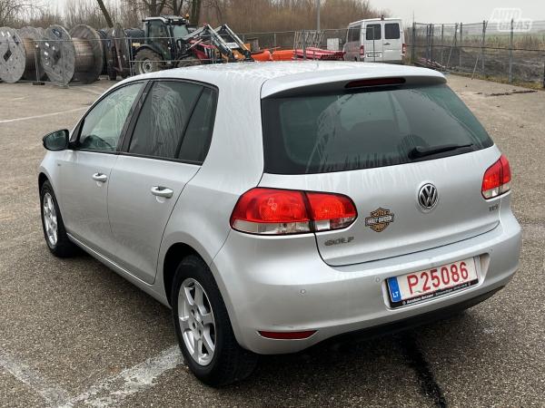 Pelēks Volkswagen Golf 2012 Marijampole, ar dzinēja tilpumu 1.60 L un nobraukumu 242 tūkst. km par 3450 €, foto 4 vietnē AUTOMOTO.COM.LV