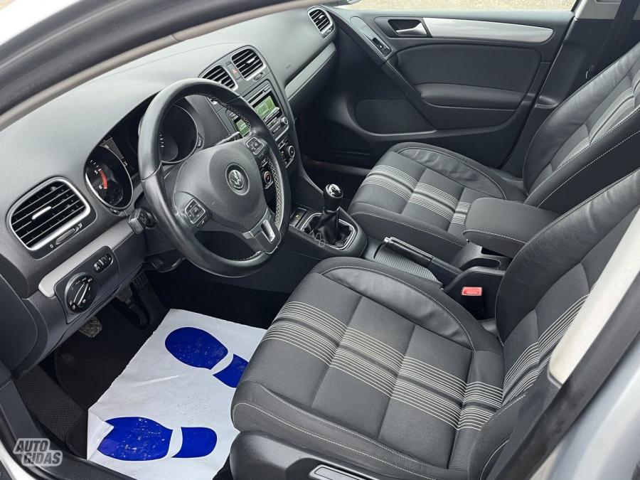 Pelēks Volkswagen Golf 2012 Marijampole, ar dzinēja tilpumu 1.60 L un nobraukumu 242 tūkst. km par 3450 €, foto 6 vietnē AUTOMOTO.COM.LV
