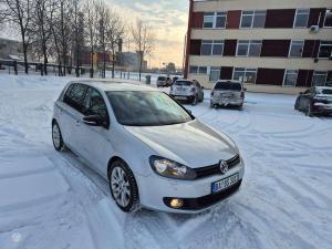 Grey Volkswagen Golf 2012 in Panevezys, with an engine capacity of 2.00 L and mileage of 236 thousand km for 4999 €, photo 4 on AUTOMOTO.COM.LV