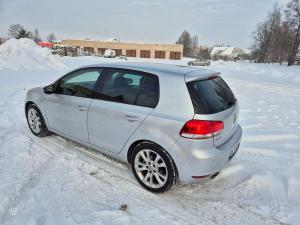 Grey Volkswagen Golf 2012 in Panevezys, with an engine capacity of 2.00 L and mileage of 236 thousand km for 4999 €, photo 5 on AUTOMOTO.COM.LV