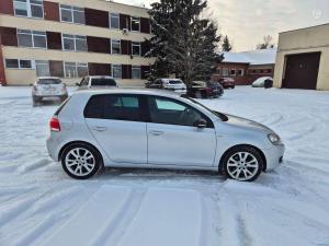 Grey Volkswagen Golf 2012 in Panevezys, with an engine capacity of 2.00 L and mileage of 236 thousand km for 4999 €, photo 10 on AUTOMOTO.COM.LV