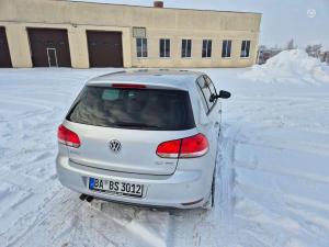 Grey Volkswagen Golf 2012 in Panevezys, with an engine capacity of 2.00 L and mileage of 236 thousand km for 4999 €, photo 12 on AUTOMOTO.COM.LV
