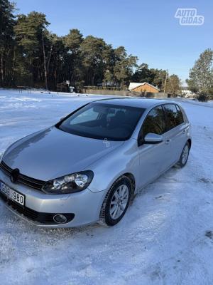 Grey Volkswagen Golf 2012 in Kaunas, with an engine capacity of 1.60 L and mileage of 305 thousand km for 4300 €, photo  on AUTOMOTO.COM.LV