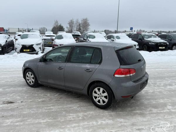 Pelēks Volkswagen Golf 2012 Avižieniai, ar dzinēja tilpumu 1.60 L un nobraukumu 263 tūkst. km par 2900 €, foto 7 vietnē AUTOMOTO.COM.LV