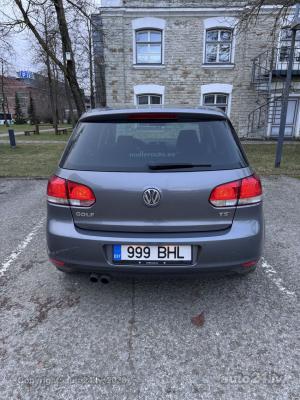 Pelēks Volkswagen Golf 2012 Tallina, ar dzinēja tilpumu 1.40 L un nobraukumu 150 tūkst. km par 5200 €, foto 4 vietnē AUTOMOTO.COM.LV