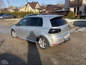 Grey Volkswagen Golf 2012 in Jurbarkas, with an engine capacity of 1.60 L and mileage of 242 thousand km for 4100 €, photo 5 on AUTOMOTO.COM.LV