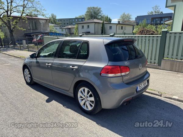Pelēks Volkswagen Golf 2012 Tartu, ar dzinēja tilpumu 1.40 L un nobraukumu 146 tūkst. km par 6500 €, foto 4 vietnē AUTOMOTO.COM.LV