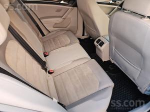 Pelēks Volkswagen Golf 2012 Valmiera, ar dzinēja tilpumu 2.00 L un nobraukumu 213 tūkst. km par 8500 €, foto 5 vietnē AUTOMOTO.COM.LV