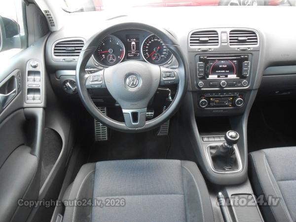 Pelēks Volkswagen Golf 2012 Viljandi, ar dzinēja tilpumu 1.60 L un nobraukumu 203 tūkst. km par 5990 €, foto 5 vietnē AUTOMOTO.COM.LV
