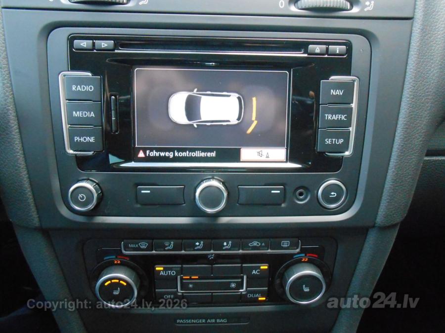 Pelēks Volkswagen Golf 2012 Viljandi, ar dzinēja tilpumu 1.60 L un nobraukumu 203 tūkst. km par 5990 €, foto 7 vietnē AUTOMOTO.COM.LV