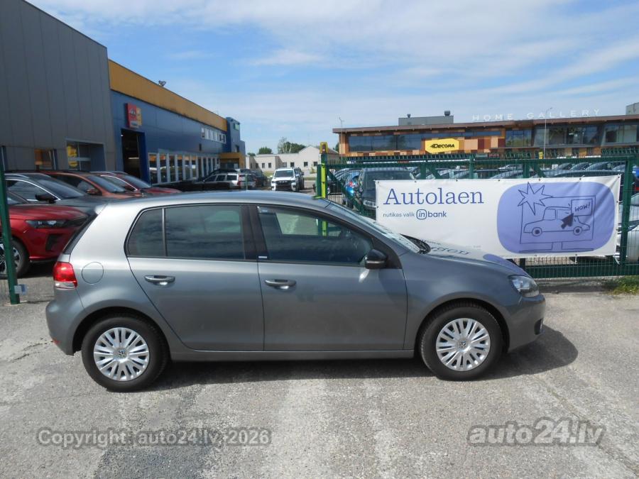 Pelēks Volkswagen Golf 2012 Viljandi, ar dzinēja tilpumu 1.60 L un nobraukumu 203 tūkst. km par 5990 €, foto 16 vietnē AUTOMOTO.COM.LV