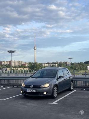 Pelēks Volkswagen Golf 2012 Viļņa, ar dzinēja tilpumu 1.39 L un nobraukumu 236 tūkst. km par 5200 €, foto  vietnē AUTOMOTO.COM.LV