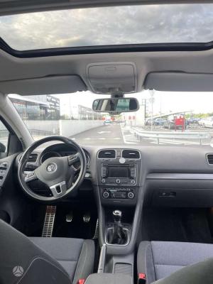 Grey Volkswagen Golf 2012 in Vilnius, with an engine capacity of 1.39 L and mileage of 236 thousand km for 5200 €, photo 14 on AUTOMOTO.COM.LV