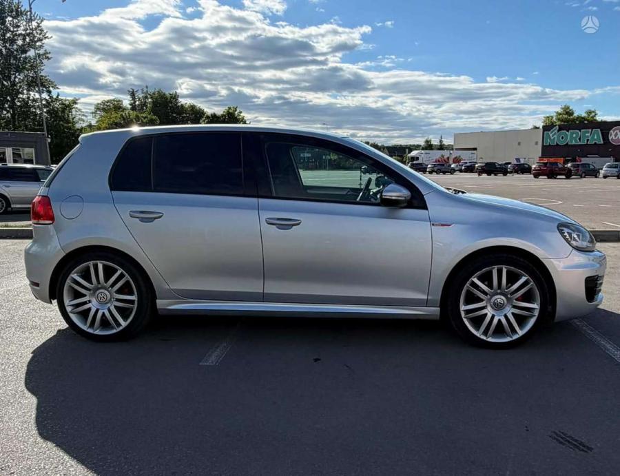 Pelēks Volkswagen Golf 2012 Kauņa, ar dzinēja tilpumu 1.40 L un nobraukumu 337 tūkst. km par 6100 €, foto 7 vietnē AUTOMOTO.COM.LV