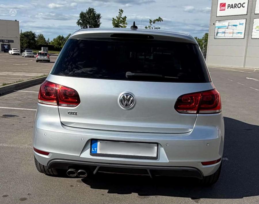Pelēks Volkswagen Golf 2012 Kauņa, ar dzinēja tilpumu 1.40 L un nobraukumu 337 tūkst. km par 6100 €, foto 8 vietnē AUTOMOTO.COM.LV