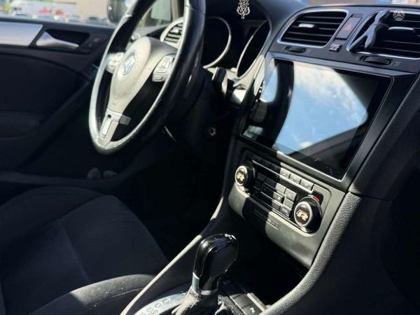 Grey Volkswagen Golf 2012 in Kaunas, with an engine capacity of 1.40 L and mileage of 337 thousand km for 6100 €, photo 10 on AUTOMOTO.COM.LV