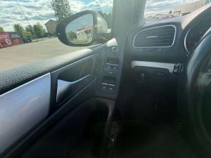 Pelēks Volkswagen Golf 2012 Kauņa, ar dzinēja tilpumu 1.40 L un nobraukumu 337 tūkst. km par 6100 €, foto 12 vietnē AUTOMOTO.COM.LV