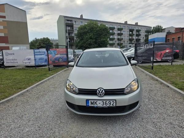 Grey Volkswagen Golf 2012 in Ventspils, with an engine capacity of 1.20 L and mileage of 318 thousand km for 3500 €, photo 2 on AUTOMOTO.COM.LV