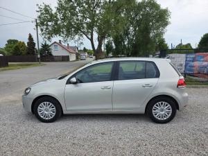 Grey Volkswagen Golf 2012 in Ventspils, with an engine capacity of 1.20 L and mileage of 318 thousand km for 3500 €, photo 5 on AUTOMOTO.COM.LV