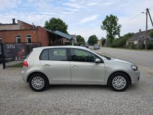 Grey Volkswagen Golf 2012 in Ventspils, with an engine capacity of 1.20 L and mileage of 318 thousand km for 3500 €, photo 6 on AUTOMOTO.COM.LV