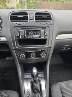 Grey Volkswagen Golf 2012 in Ventspils, with an engine capacity of 1.20 L and mileage of 318 thousand km for 3500 €, photo 14 on AUTOMOTO.COM.LV