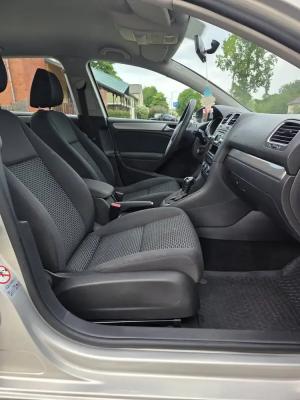 Grey Volkswagen Golf 2012 in Ventspils, with an engine capacity of 1.20 L and mileage of 318 thousand km for 3500 €, photo 15 on AUTOMOTO.COM.LV
