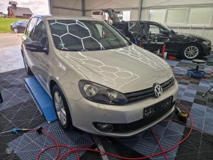 Pelēks Volkswagen Golf 2012 Marijampole, ar dzinēja tilpumu 1.20 L un nobraukumu 257 tūkst. km par 4400 €, foto 4 vietnē AUTOMOTO.COM.LV
