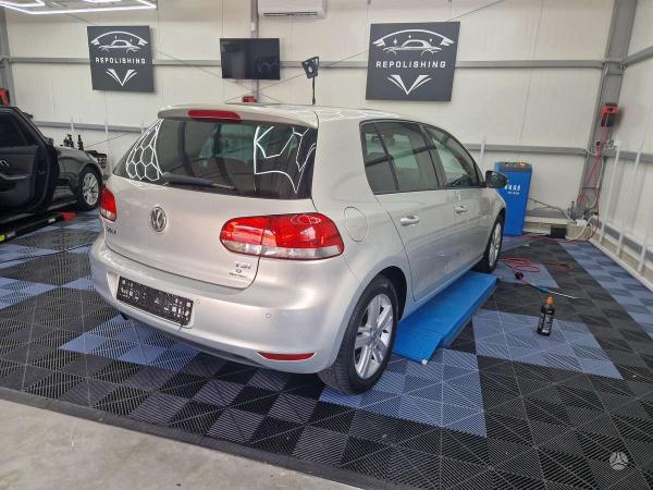 Pelēks Volkswagen Golf 2012 Marijampole, ar dzinēja tilpumu 1.20 L un nobraukumu 257 tūkst. km par 4400 €, foto 8 vietnē AUTOMOTO.COM.LV