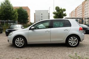 Grey Volkswagen Golf 2012 in Liepaja, with an engine capacity of 1.40 L and mileage of 269 thousand km for 3900 €, photo 3 on AUTOMOTO.COM.LV