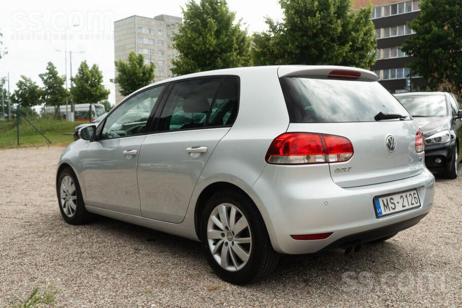 Grey Volkswagen Golf 2012 in Liepaja, with an engine capacity of 1.40 L and mileage of 269 thousand km for 3900 €, photo 9 on AUTOMOTO.COM.LV